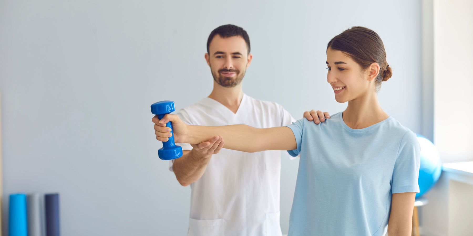 Cómo Mejorar la Fuerza en Brazos y Hombros - Fisioterapia Equipo de la ...